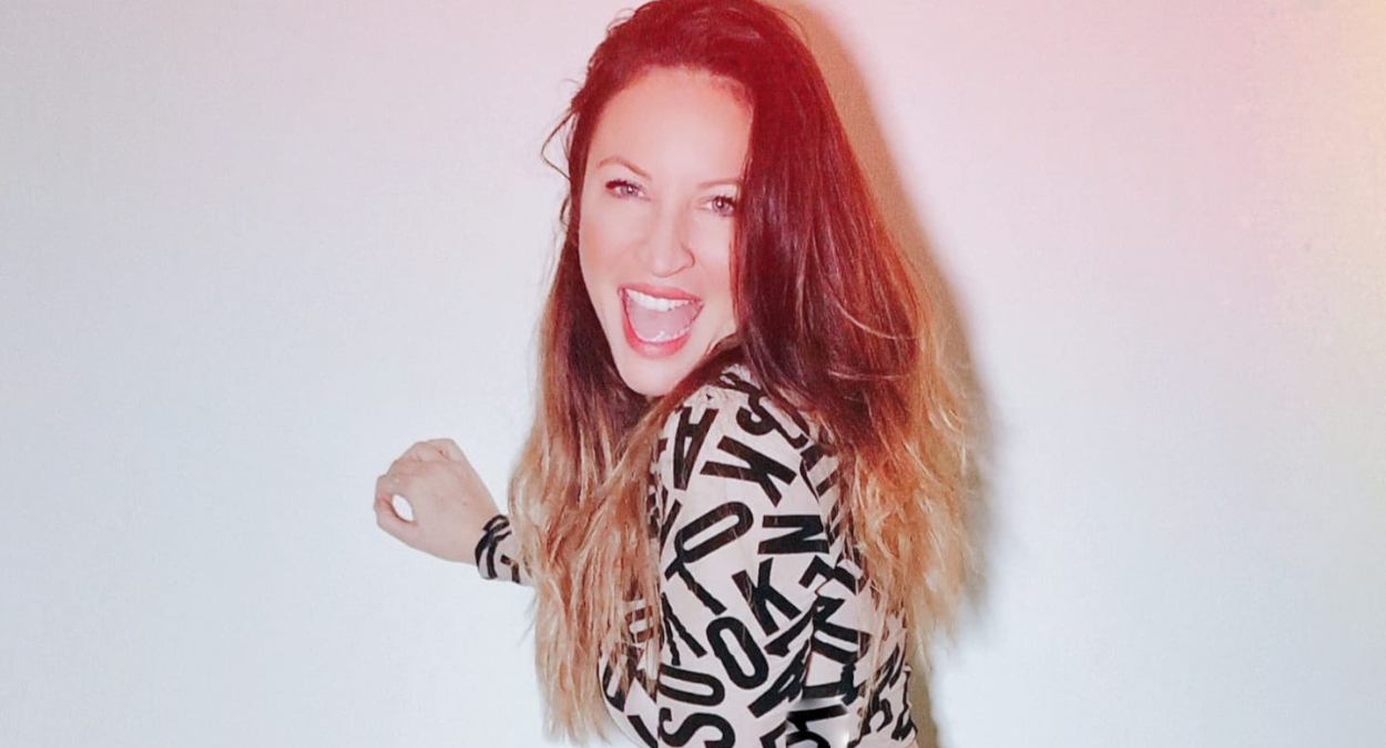 Internationally acclaimed singer-songwriter Rebecca Ray has released a ...